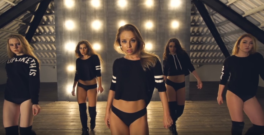 Fraules Girls sur Cool back de Kid Ink ! Aie... | Effronté